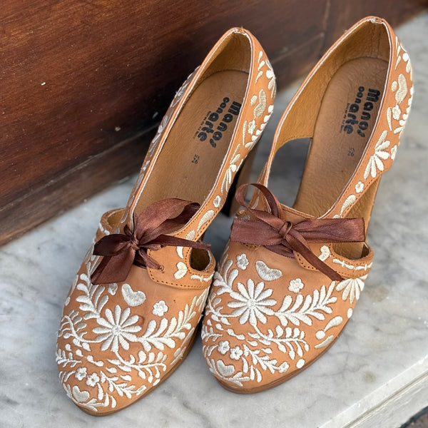 VICTORIA TALAVERA – Manos con Arte Store